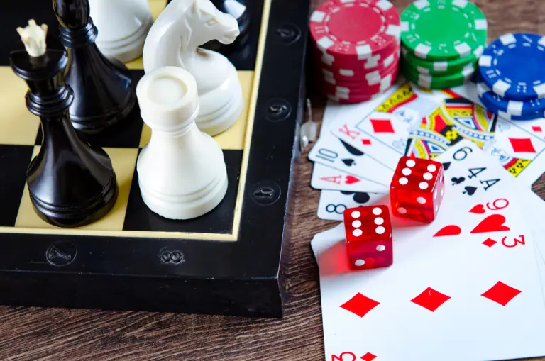 Rook Card Game: Our Complete Guide On How To Play It - Card Game Info